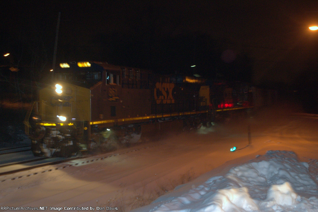 CSX ES44AH 861 leads K532-23